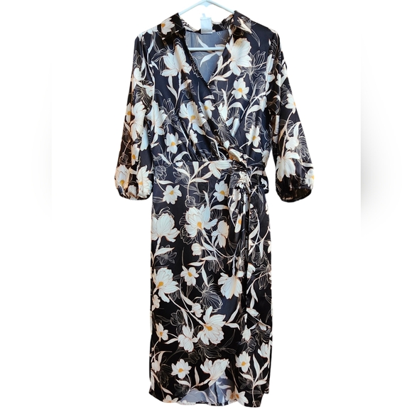 NAIF | Dresses | Nwt Naif Small Womens Black And White Floral Faux Wrap ...
